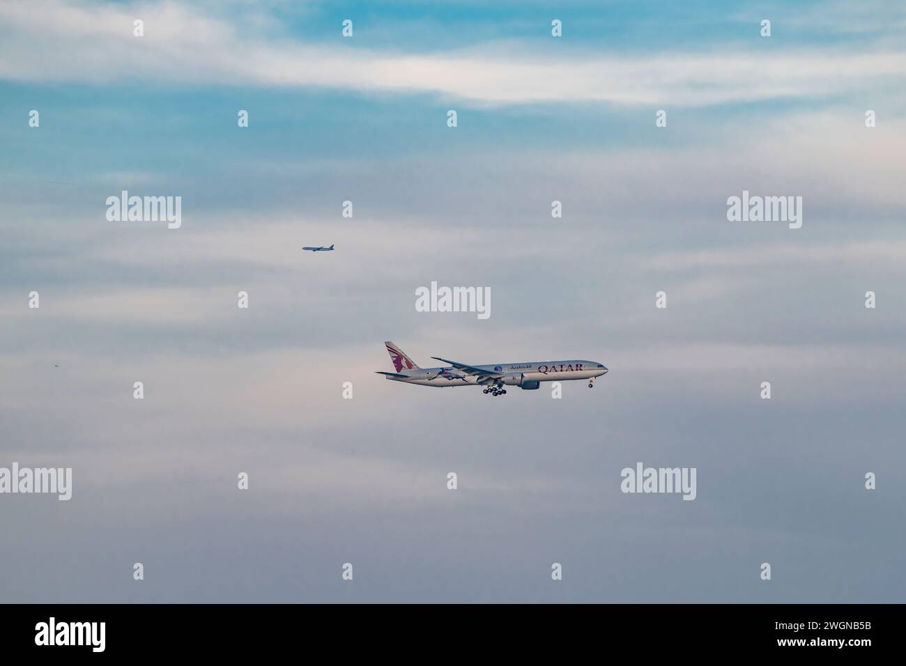 Doha, Qatar - 26 janvier 2024 : avion de Qatar Airways sur le point d ...