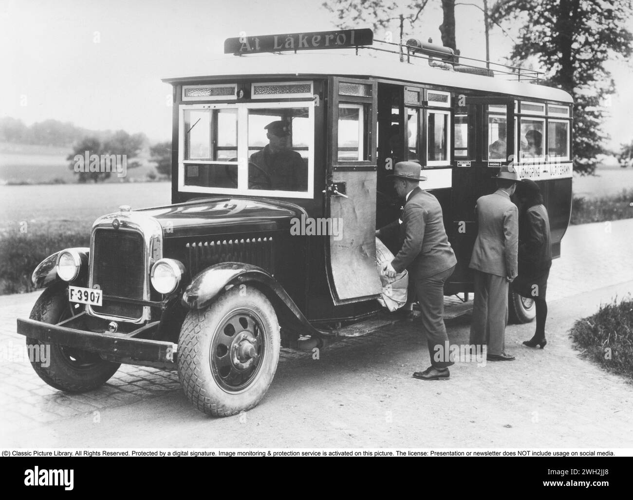 1920s bus américain Banque de photographies et d’images à haute ...