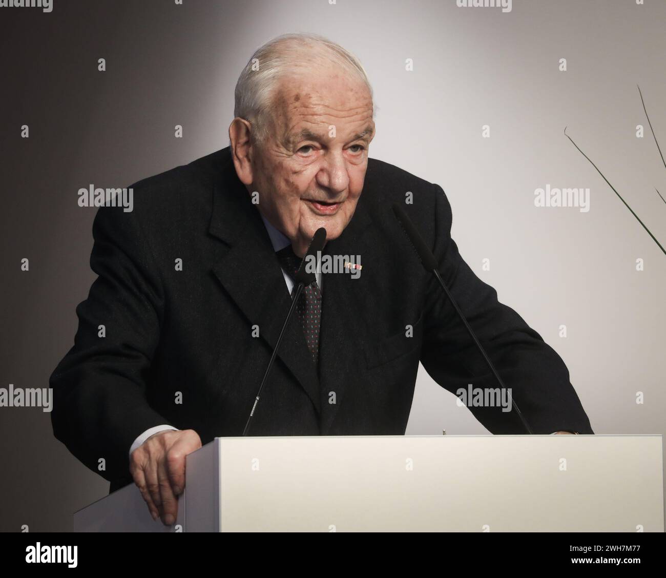 CLASSÉ - 26 octobre 2017, Hesse, Francfort/main : Alfred Grosser ...