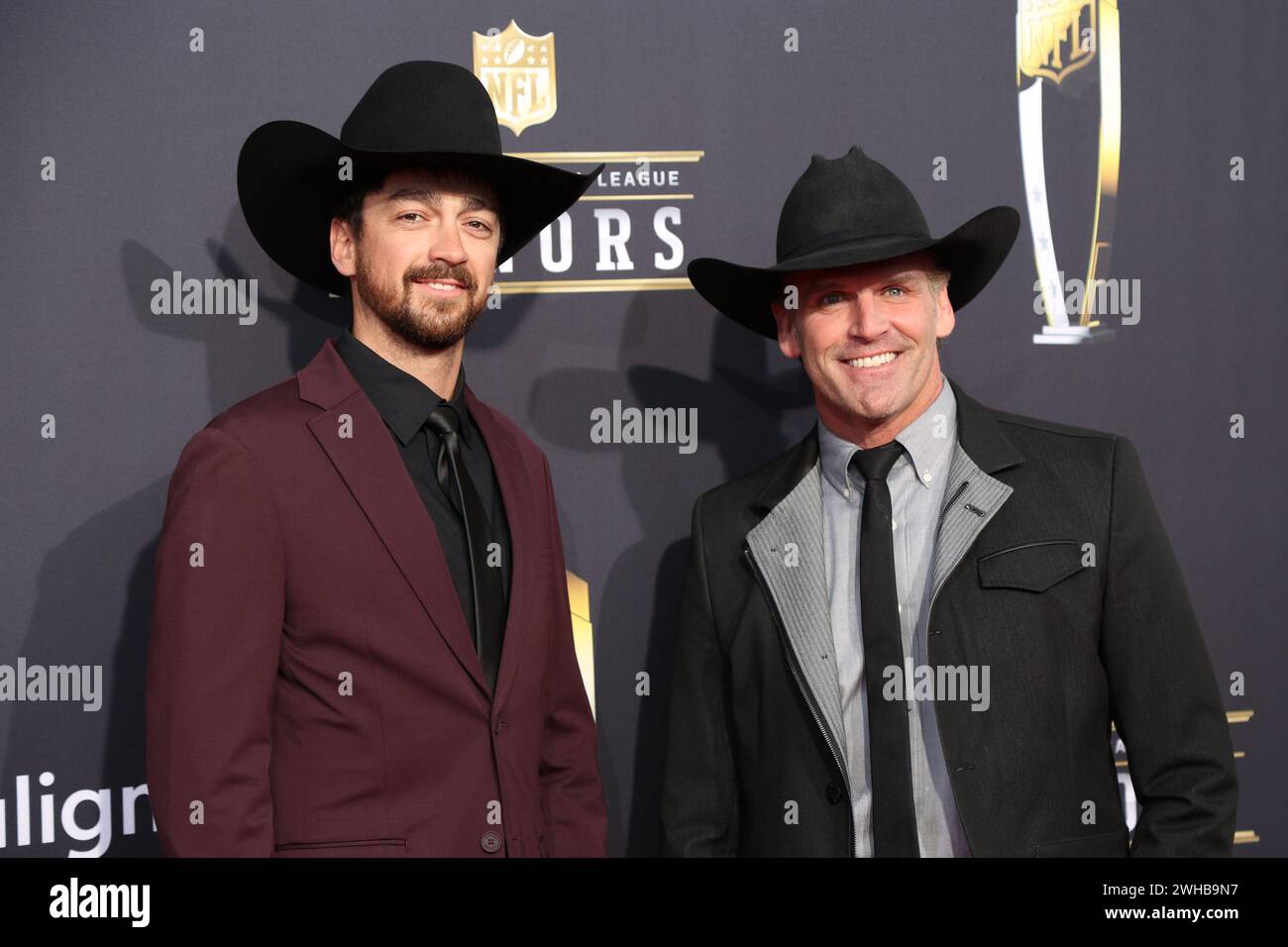 Las Vegas, États-Unis. 08th Feb, 2024. Brandon Rogers (l) et Ty Ferrell ...
