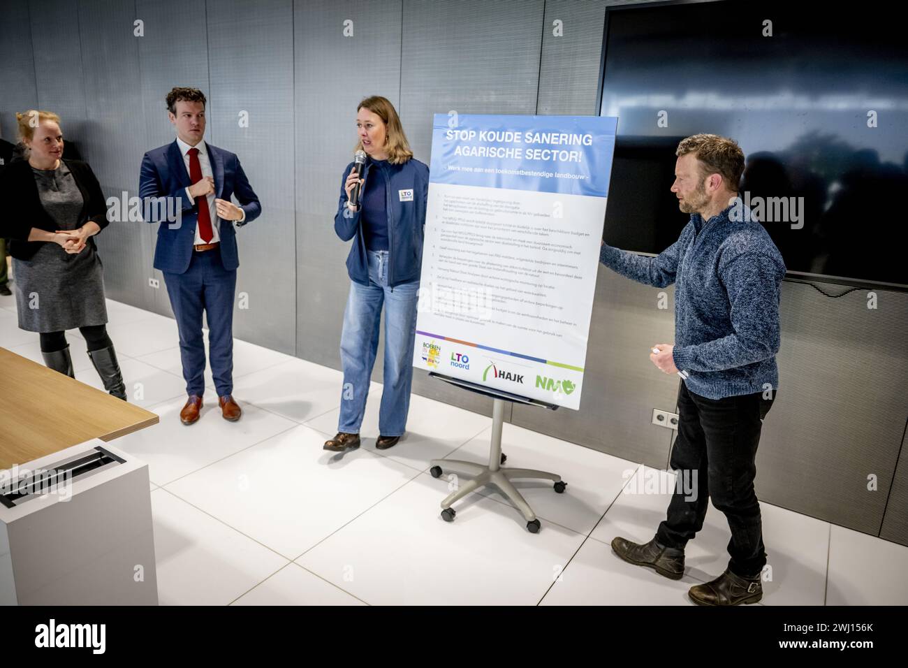 HAARLEM - Jelle Beemsterboer (BBB), représentante de l'agriculture, et ...
