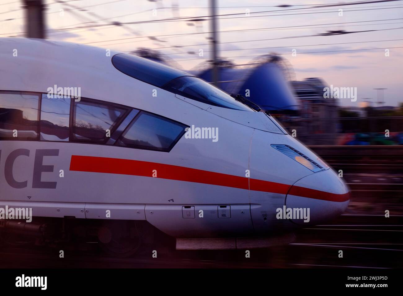 Glace interurbaine express Banque de photographies et d’images à haute résolution - Alamy