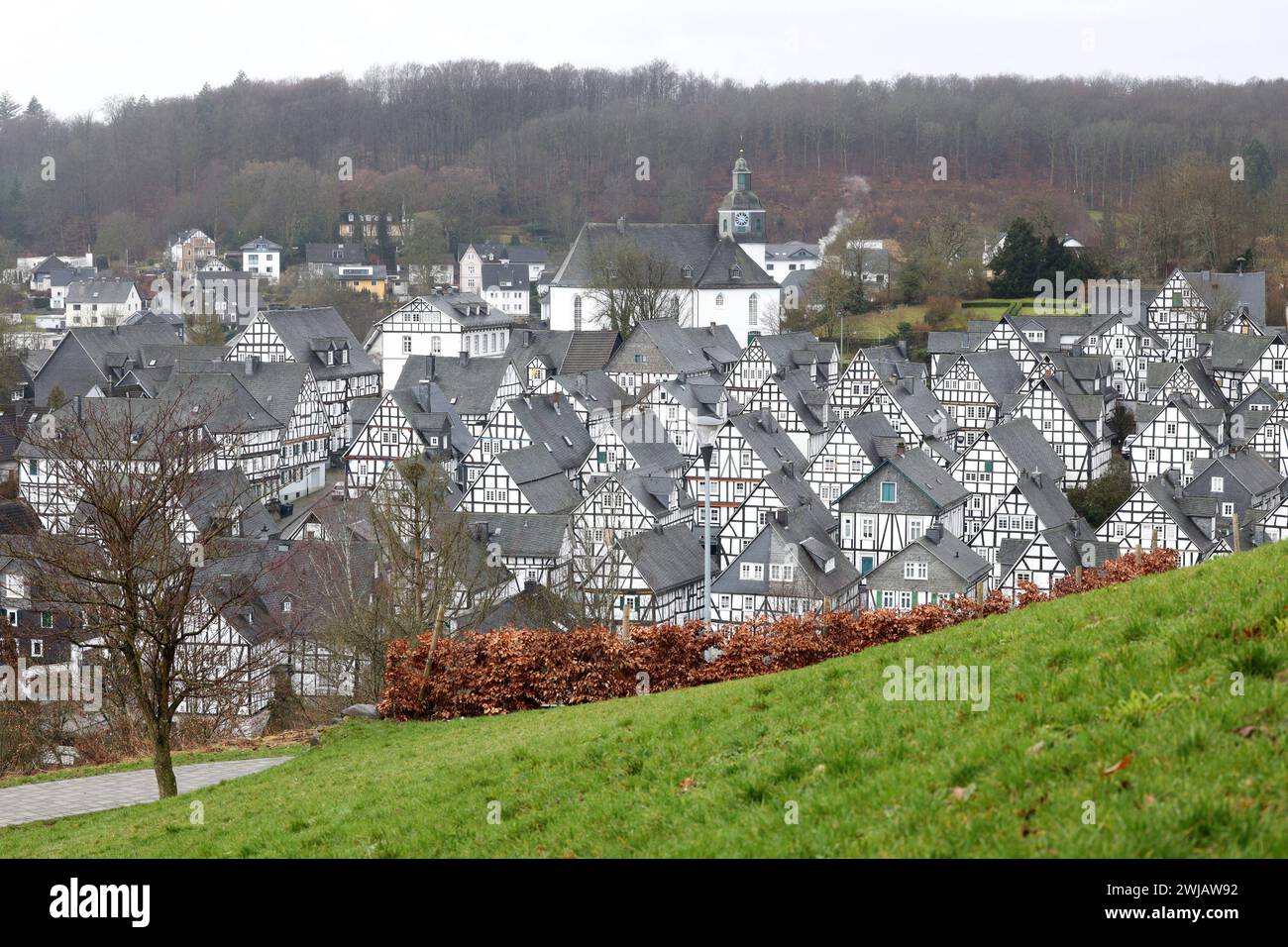 Die Altstadt von Freudenberg mit ihren Fachwerkhaeusern Fachwerkhäusern ...
