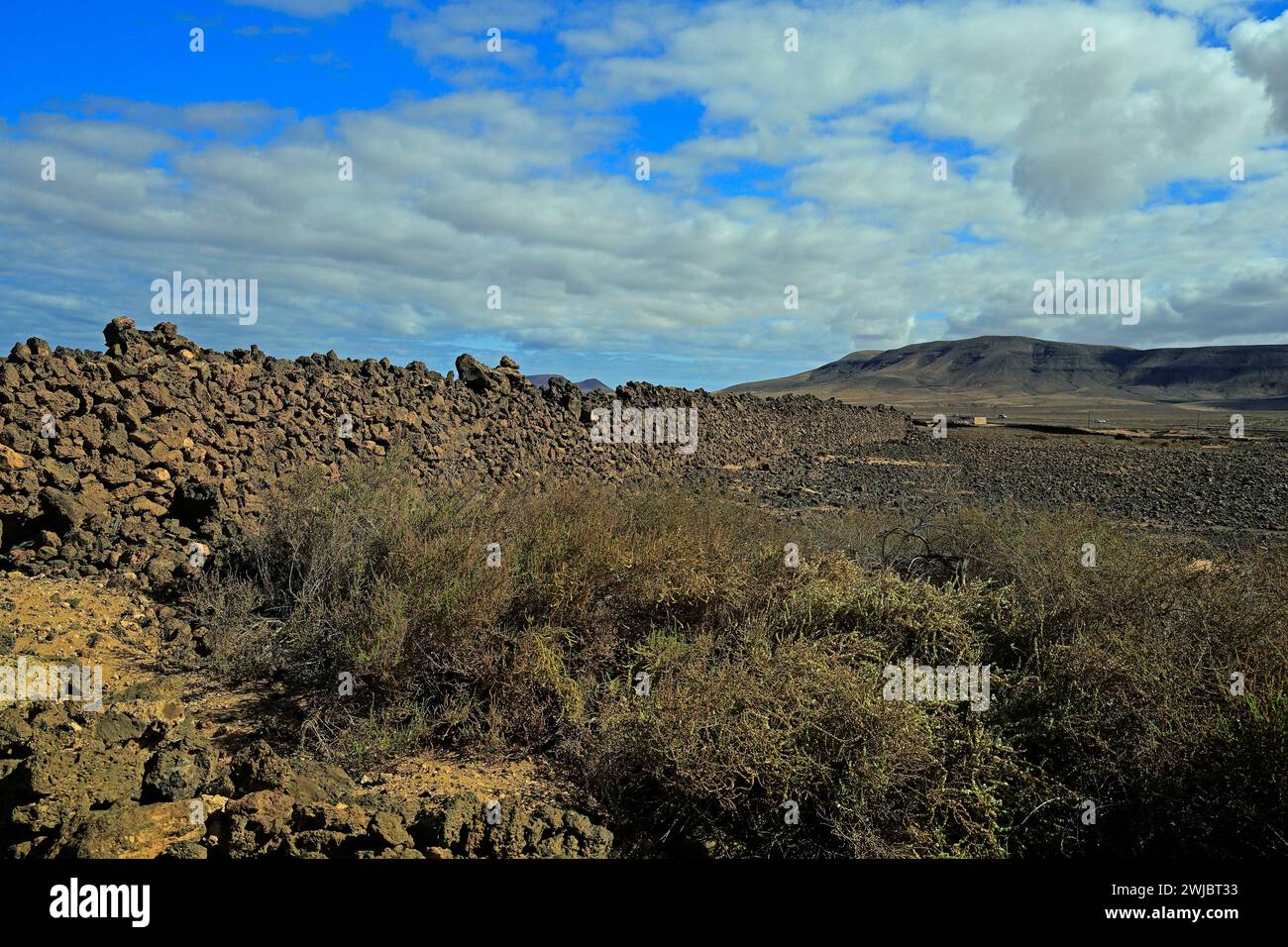 Murs en pierre volcanique Banque de photographies et d’images à haute ...