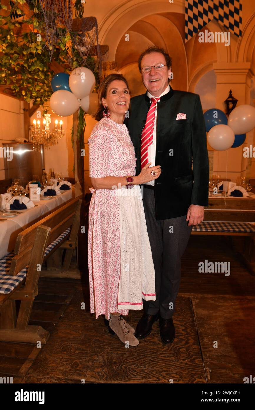 Franz Georg Strauß mit Ehefrau / Aschermittwoch Fischessen ...