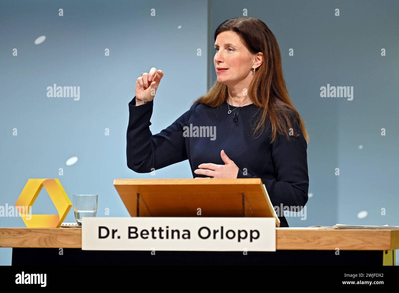 Un directeur chez commerzbank ag Banque de photographies et d’images à ...