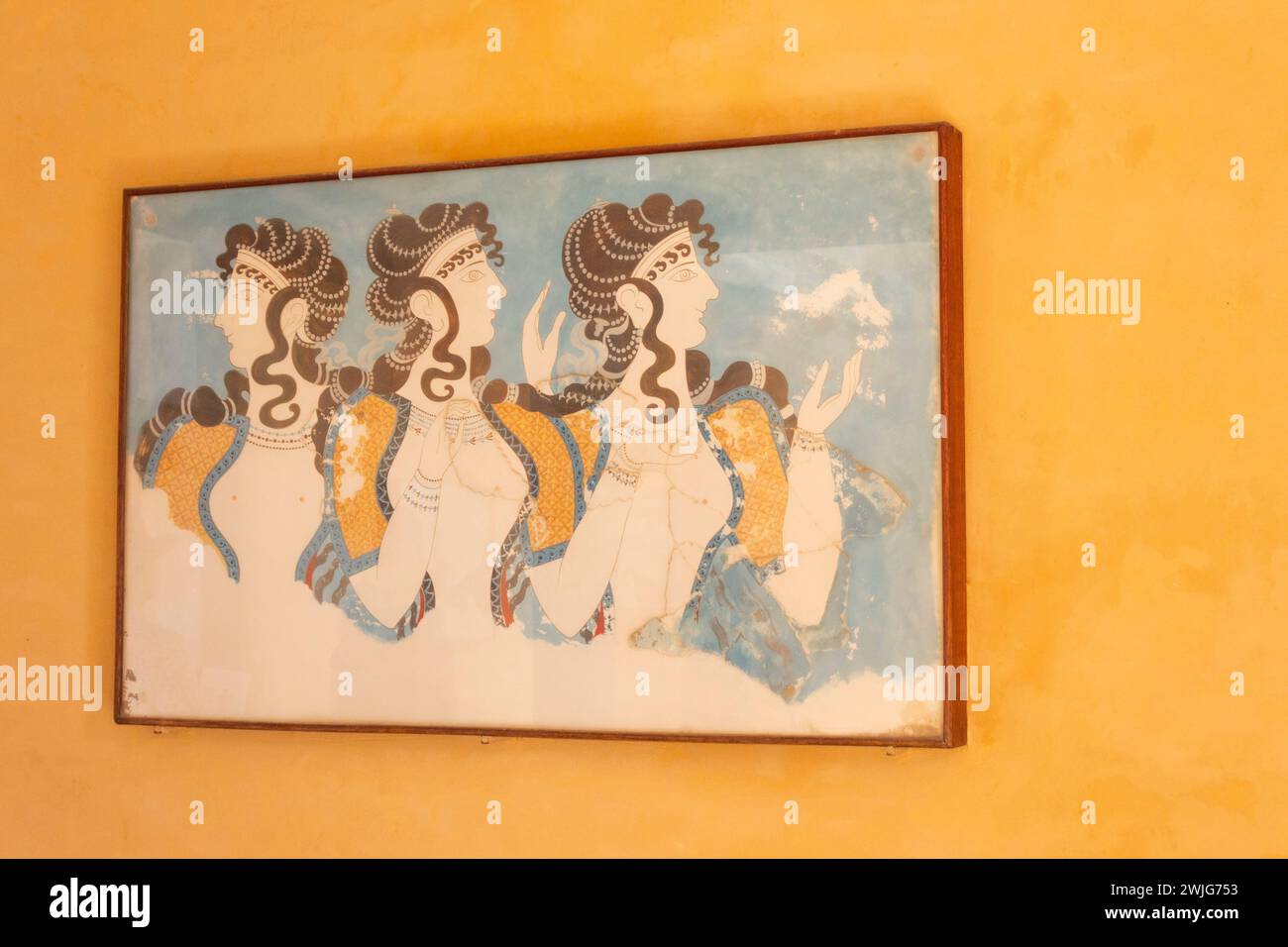 Ladies in blue knossos palace Banque de photographies et d’images à ...