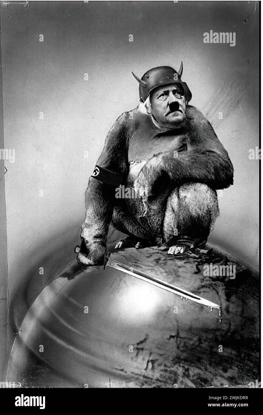 Photomontage by john heartfield Banque de photographies et d’images à ...