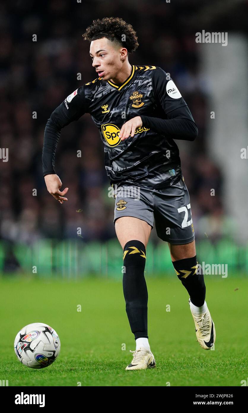 Samuel Edozie de Southampton lors du Sky Bet Championship match aux ...