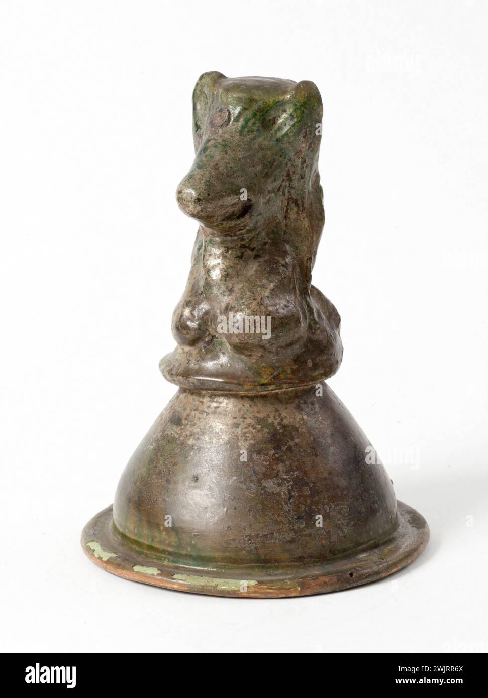 Objet funeraire Banque d'images détourées - Alamy