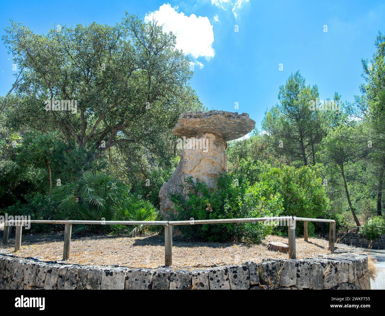 Talayot mallorca Banque de photographies et d’images à haute résolution ...