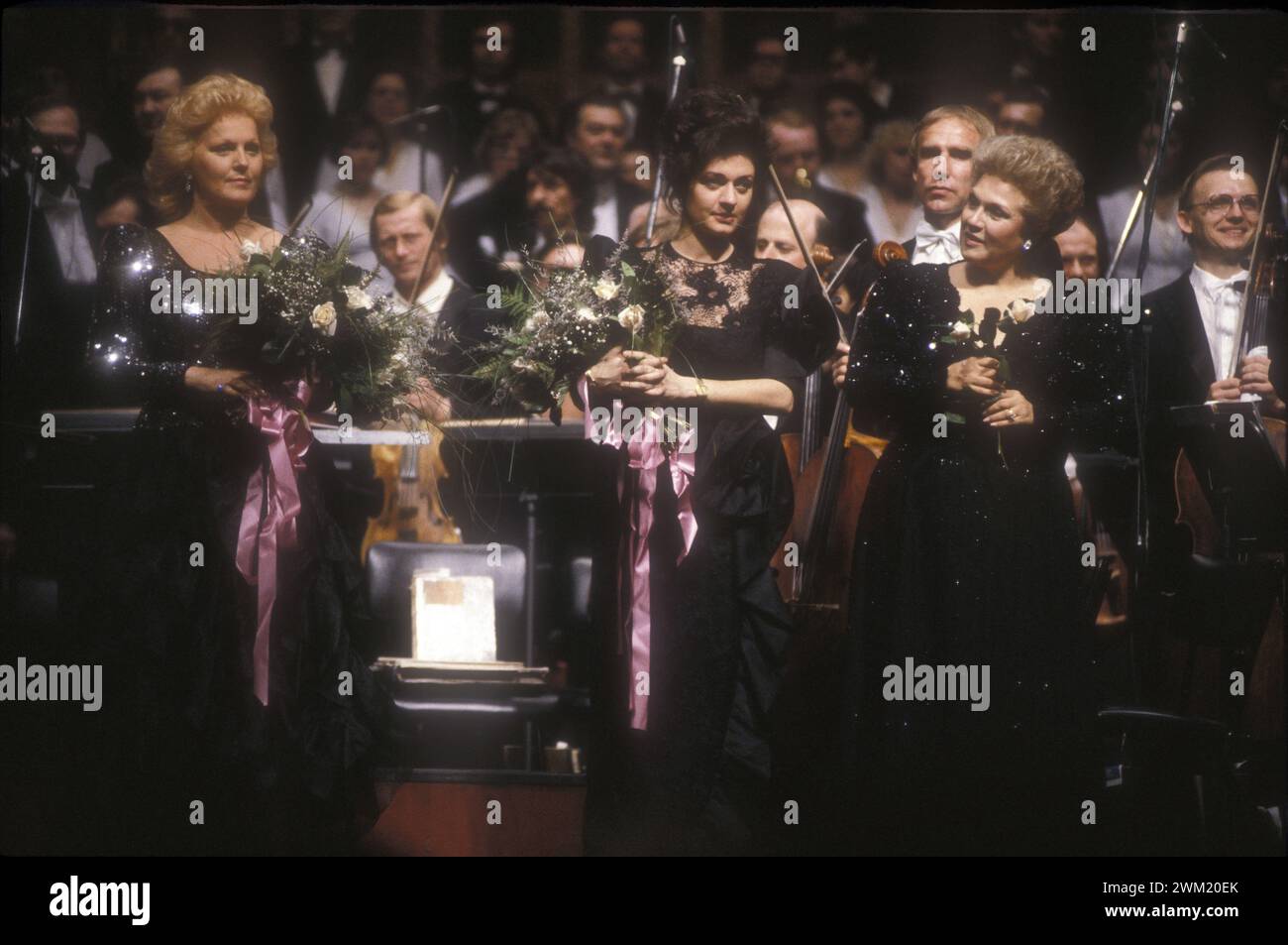 MME4755355 chanteurs d'opéra KATIA RICCIARELLI, DANIELA Dessi 'et ...