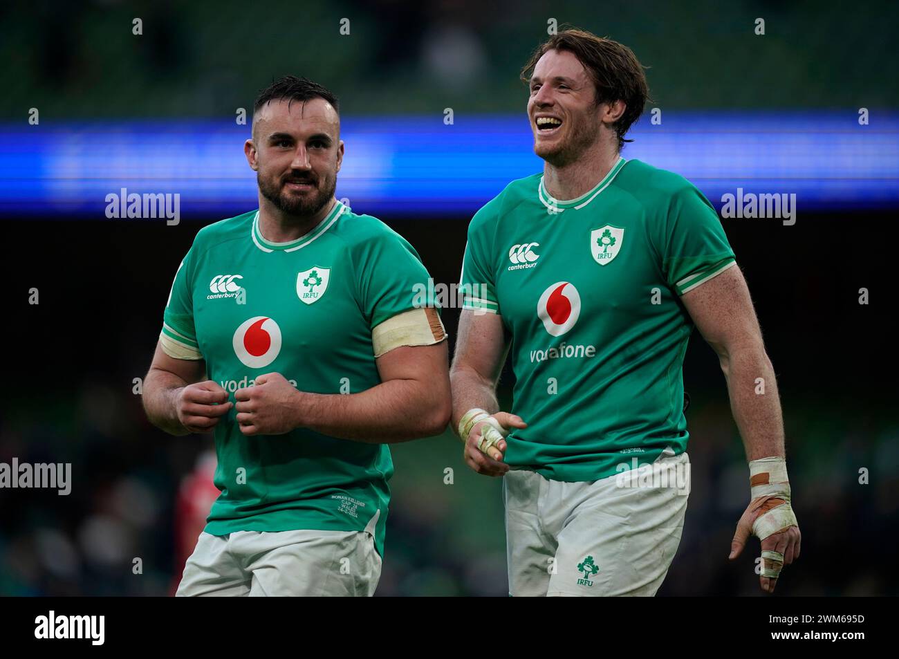 L'Irlandais Ronan Kelleher (à gauche) et Ryan Baird célèbrent le match ...