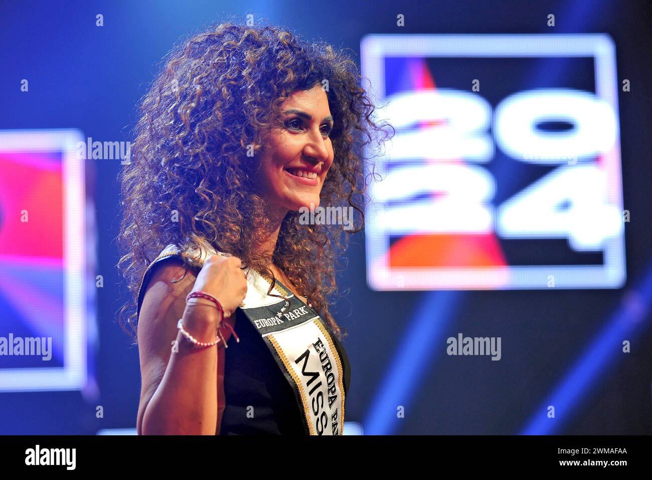 Miss Allemagne 2024. Apameh Schönauer anläßlich ihrer Wahl zur Miss ...