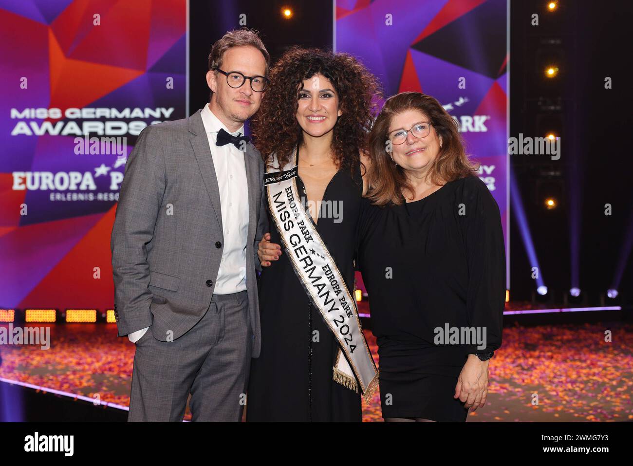 Miss Allemagne finale 2024 Apameh Schönauer, Miss Allemagne 2024, mit ...