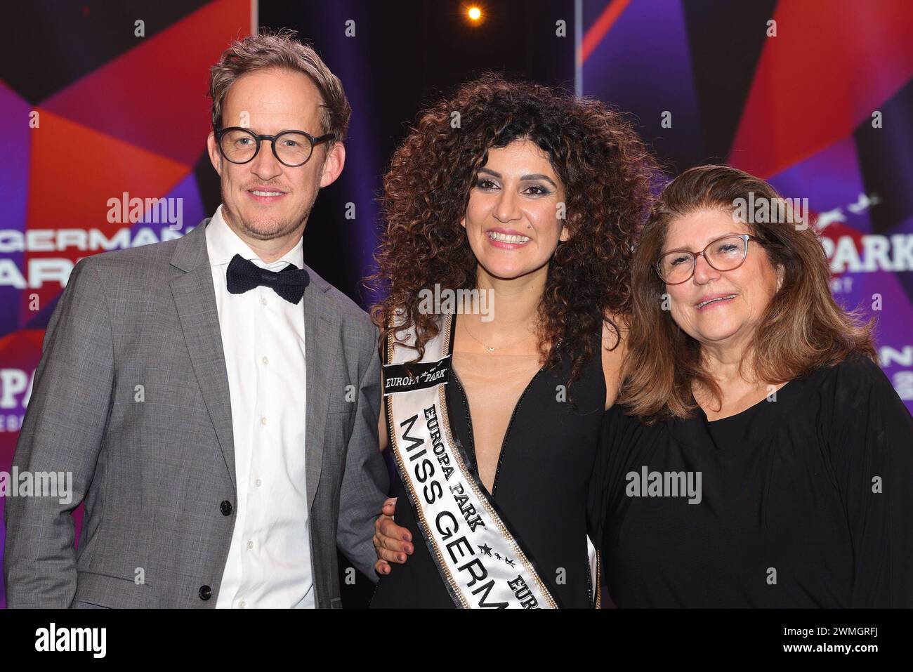 Miss Allemagne finale 2024 Apameh Schönauer, Miss Allemagne 2024, mit ...