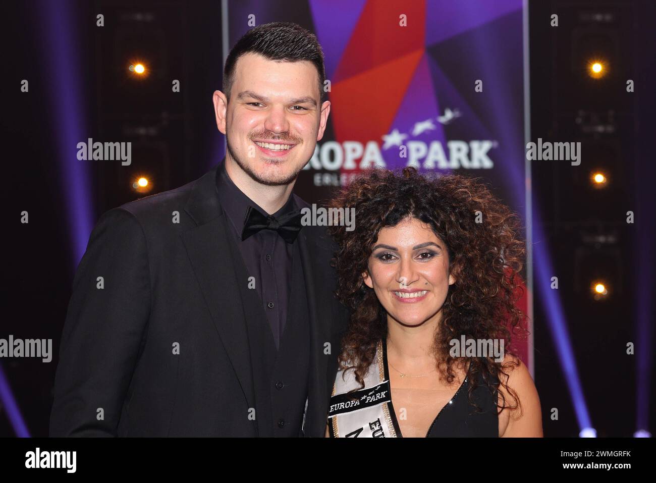 Miss Allemagne finale 2024 Apameh Schönauer, Miss Allemagne 2024, mit ...