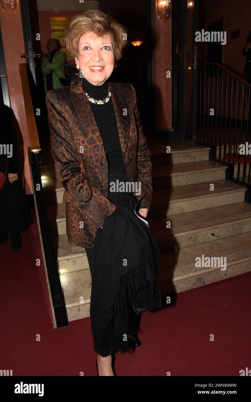 Carolin Reiber TV Moderatorin Muenchen 29.02.2024 Théâtre Kleine ...