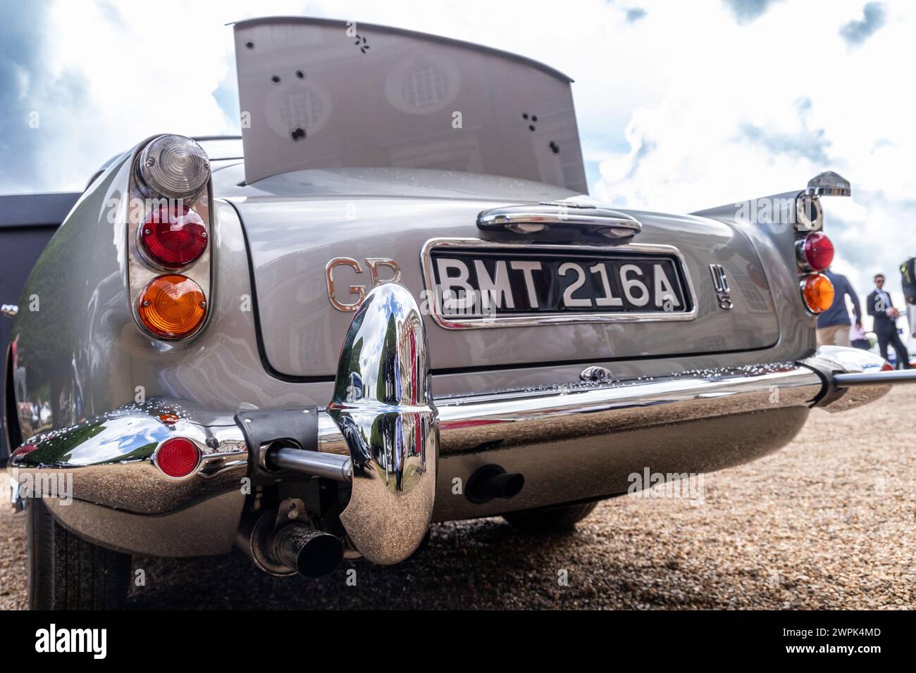 Db5 james bond Banque de photographies et d’images à haute résolution ...