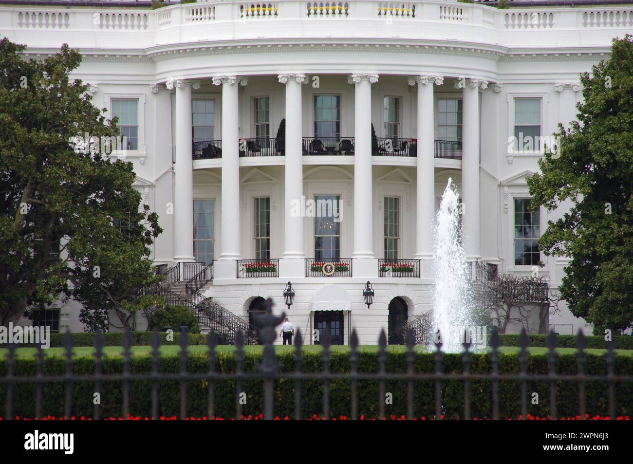 Maison blanche et monument de washington Banque de photographies et d’images à haute résolution ...