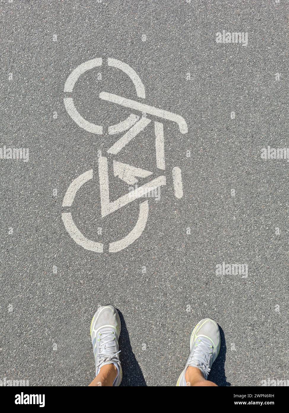 Pictogramme d'une piste cyclable Banque de photographies et d’images à ...