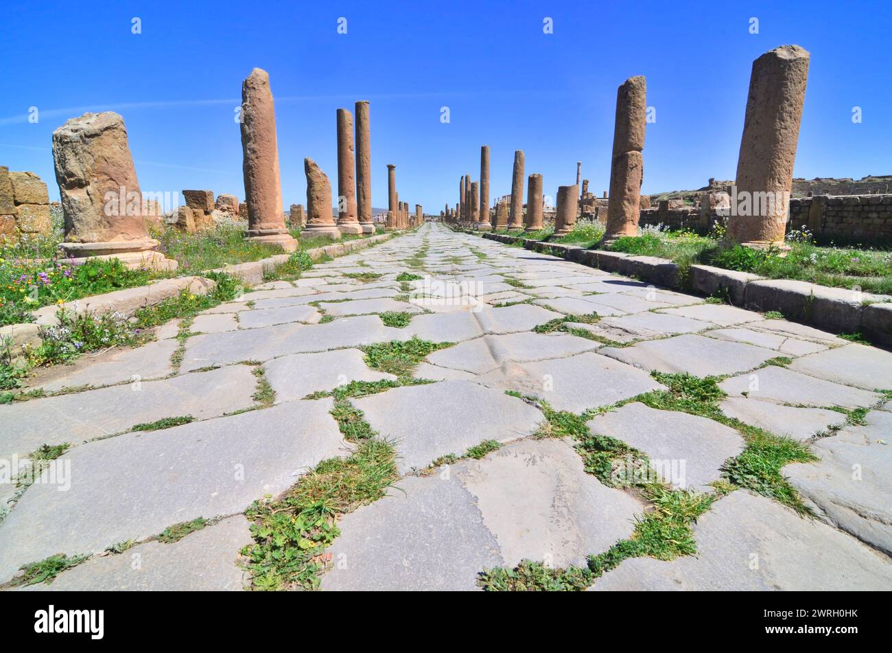Les montagnes des aurès Banque de photographies et d’images à haute ...