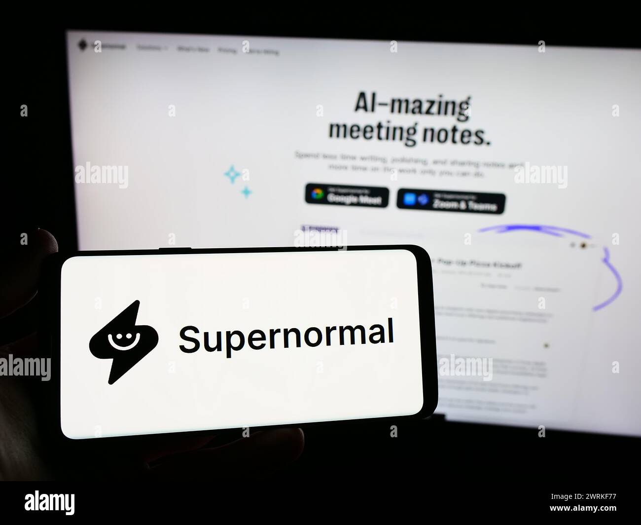 Logo supranormal Banque de photographies et d’images à haute résolution - Alamy