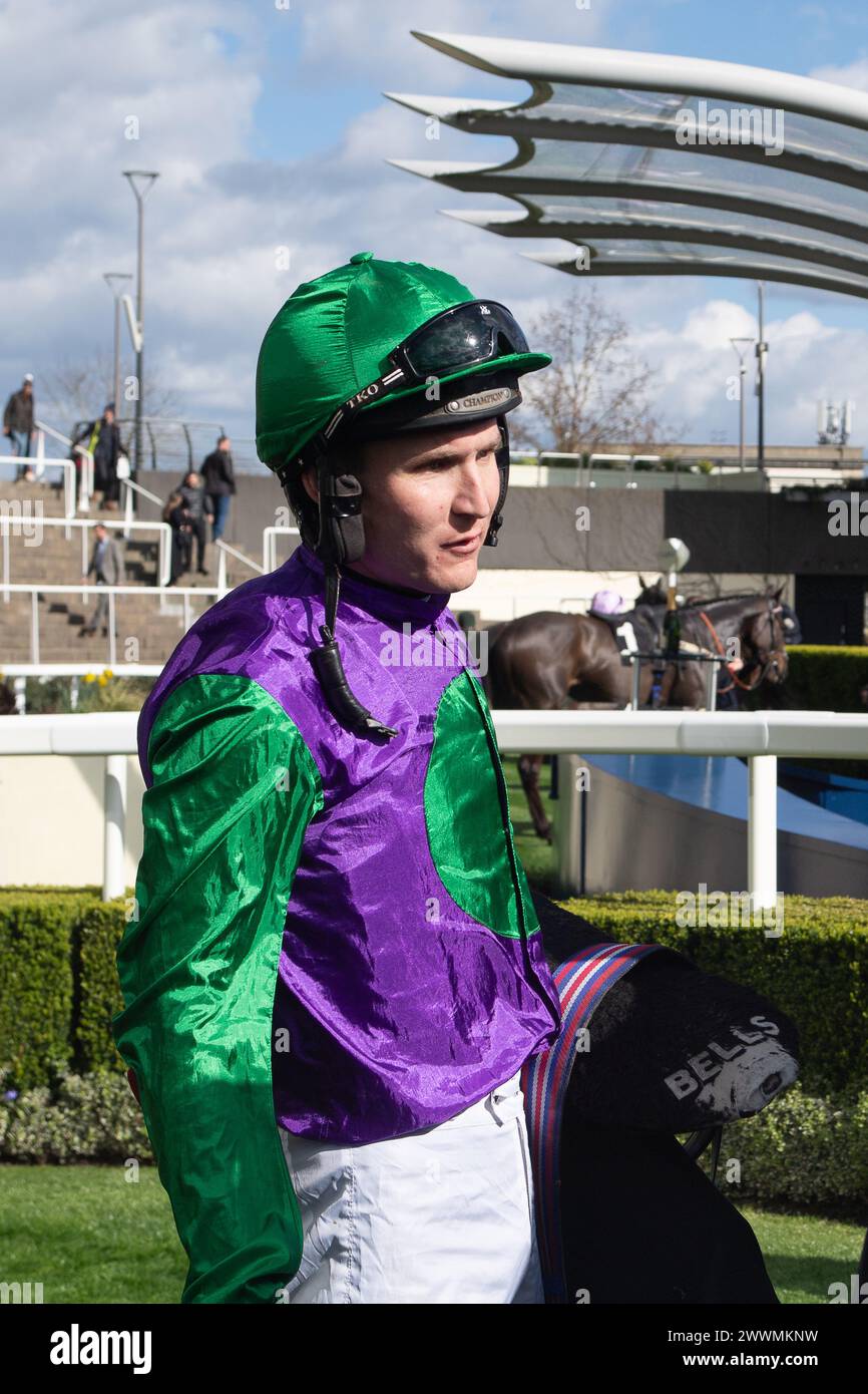 Ascot, Royaume-Uni. 24 mars 2024. Le jockey Tom Bellamy a monté le ...