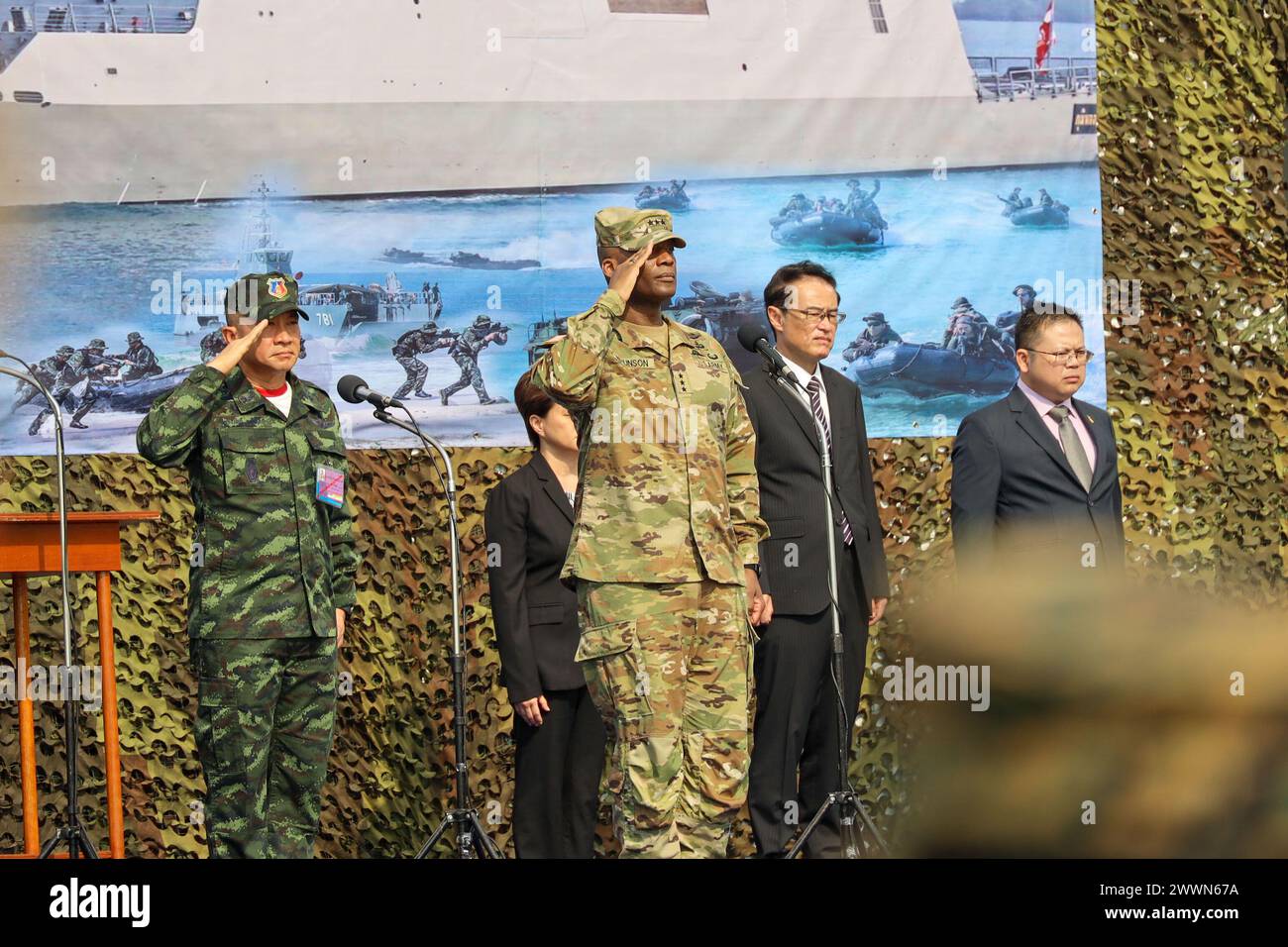 Chief royal thai armed gen Banque de photographies et d’images à haute résolution - Alamy
