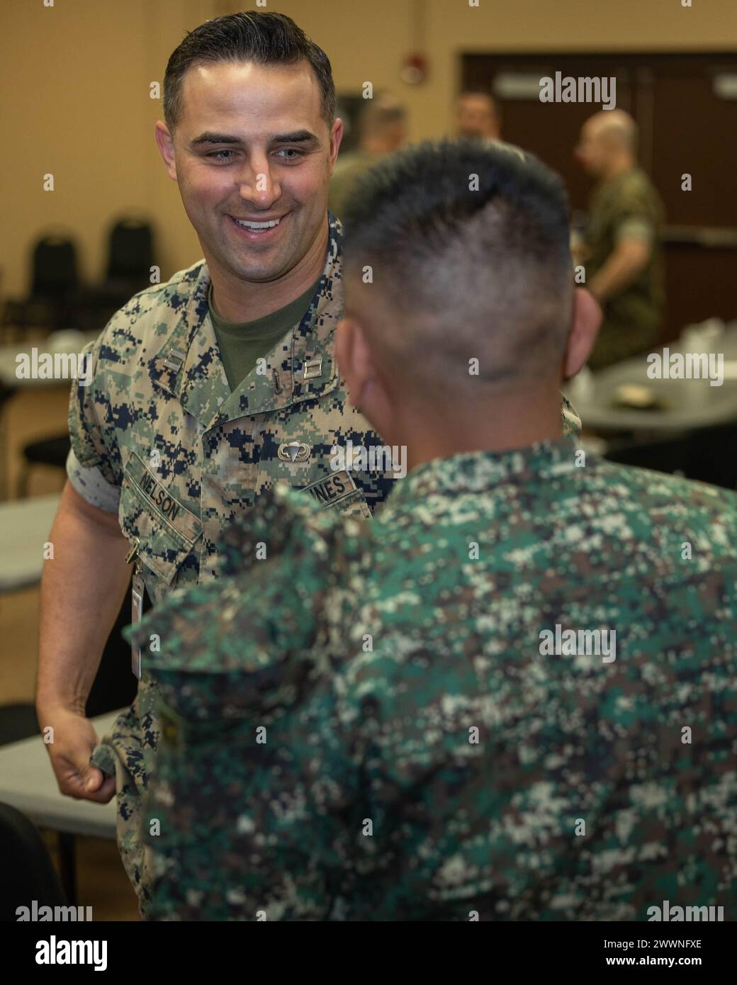 Un Marine américain avec les Forces du corps des Marines, du Pacifique ...