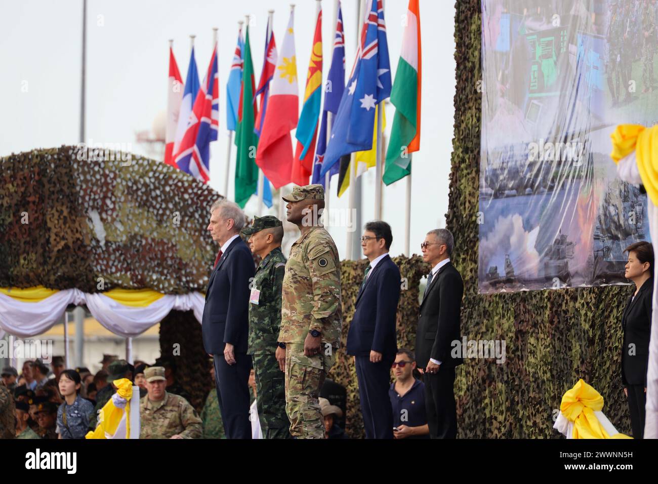 Chief royal thai armed gen Banque de photographies et d’images à haute résolution - Alamy