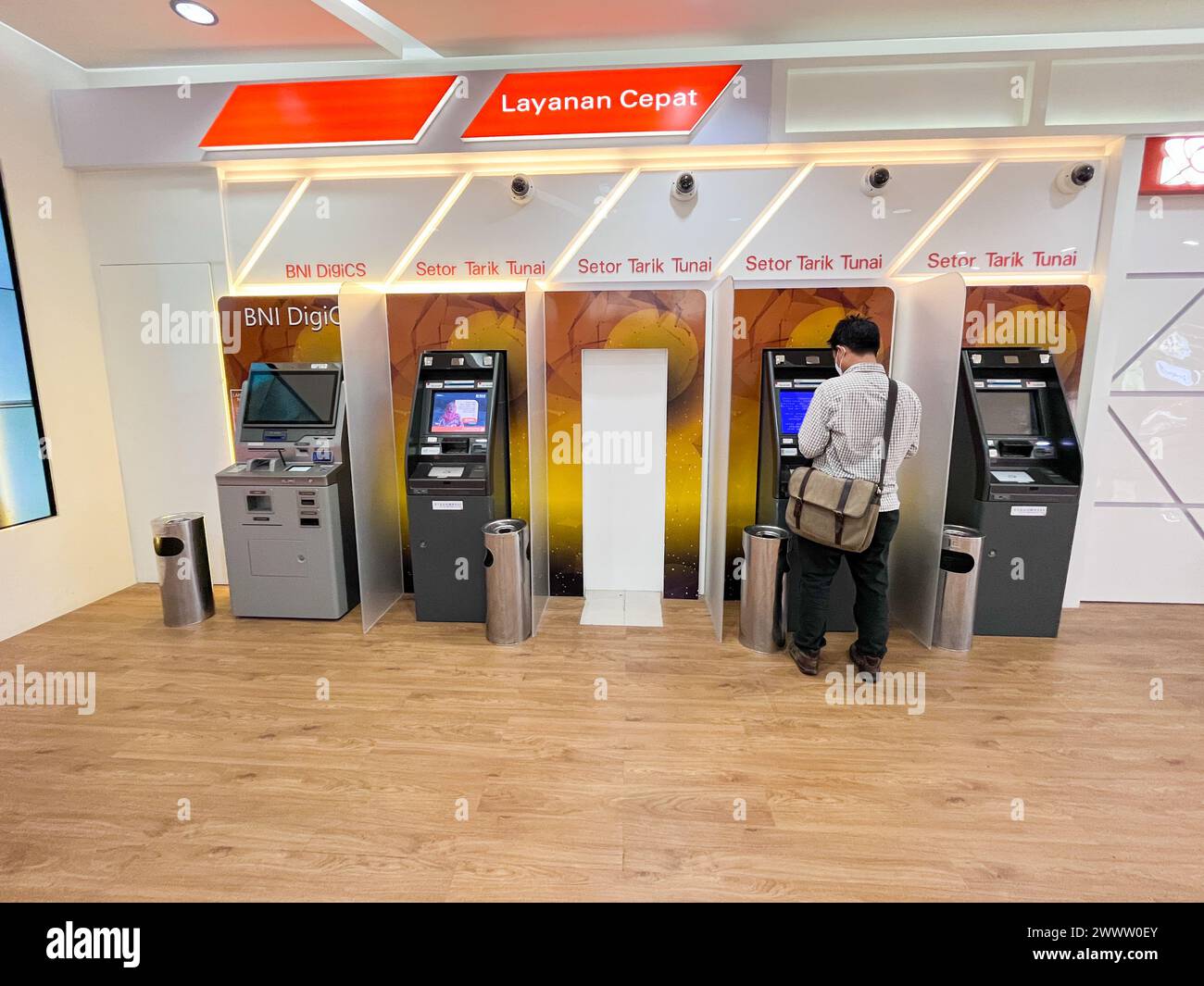 Distributeur automatique de billets bni Banque de photographies et d ...