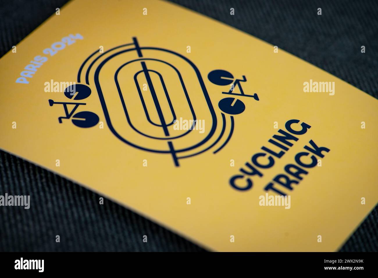 Pictogramme de piste cyclable pour les jeux olympiques d'été de paris ...