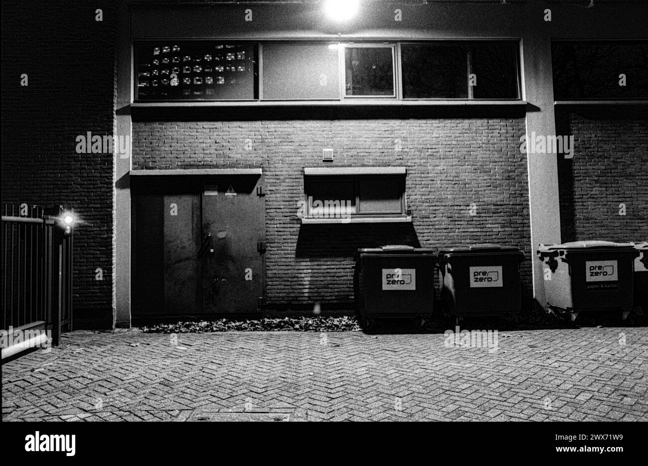 Terminal de rotterdam Banque d'images noir et blanc - Alamy