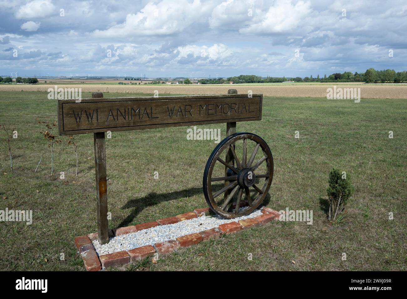 Australian memorial pozieres windmill Banque de photographies et d ...
