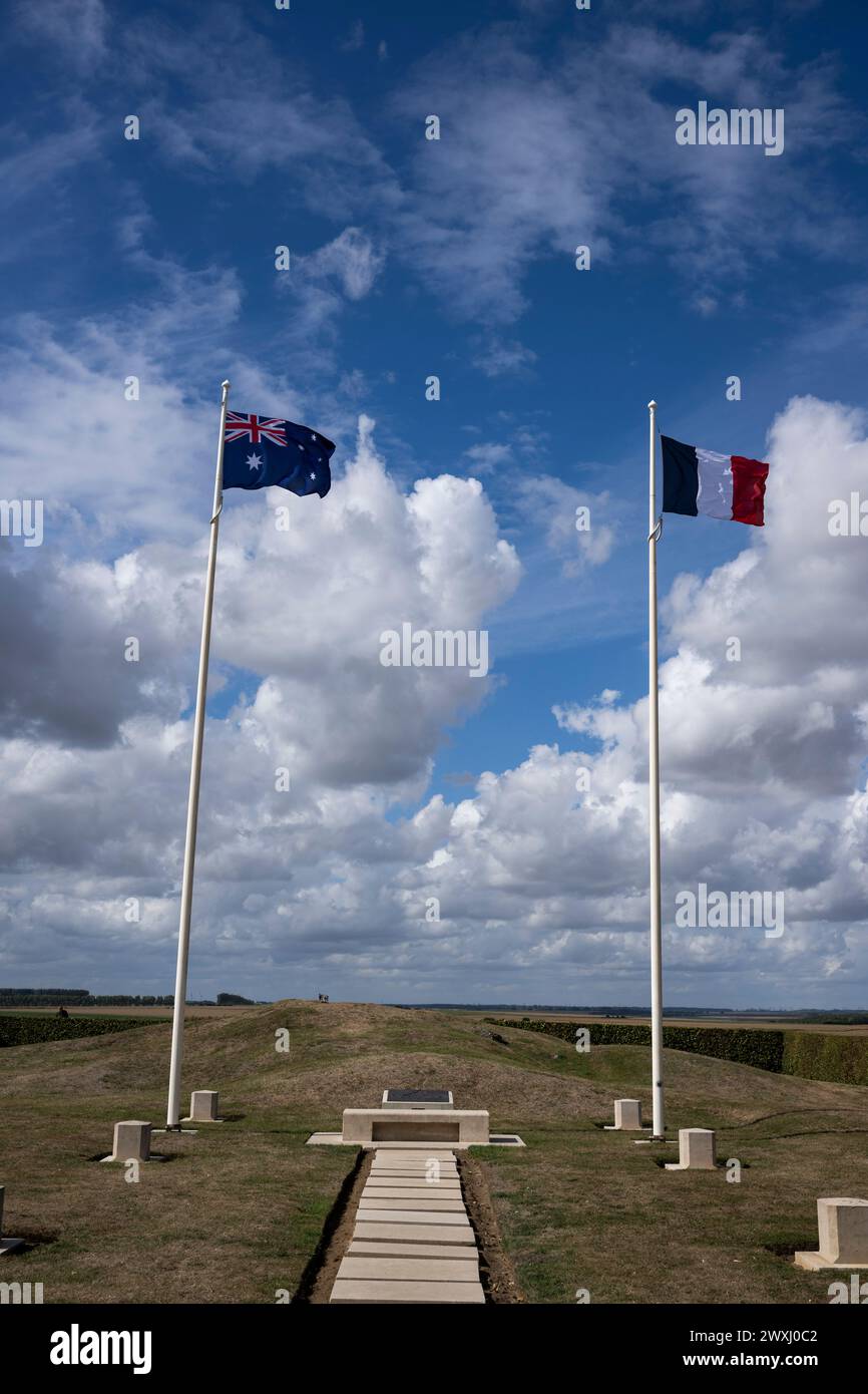 Australian memorial pozieres windmill Banque de photographies et d ...