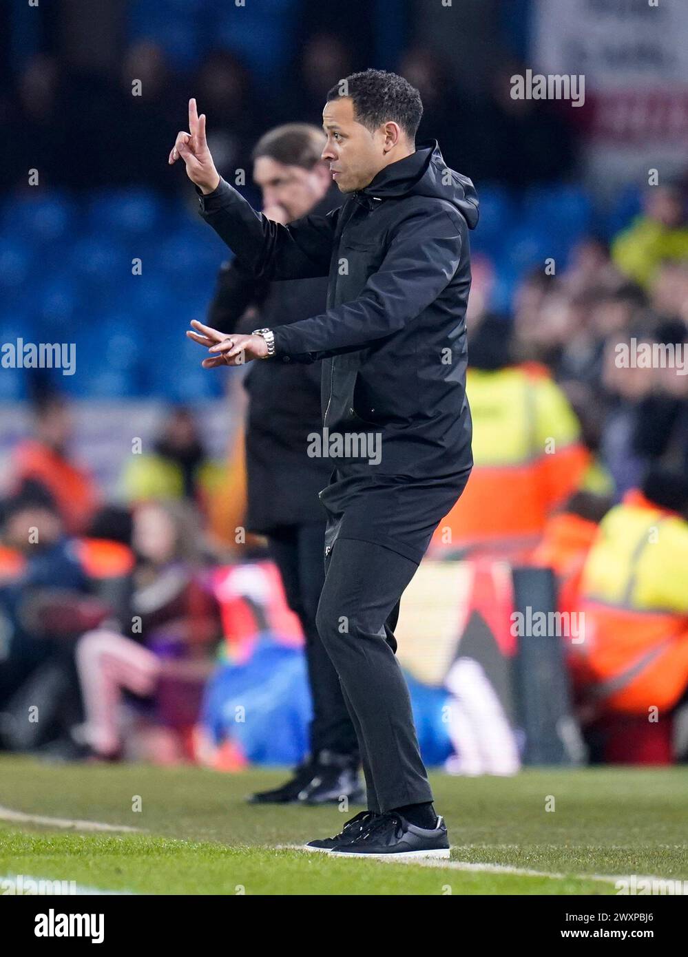 Le manager de Hull City Liam Rosenior sur la ligne de touche lors du ...