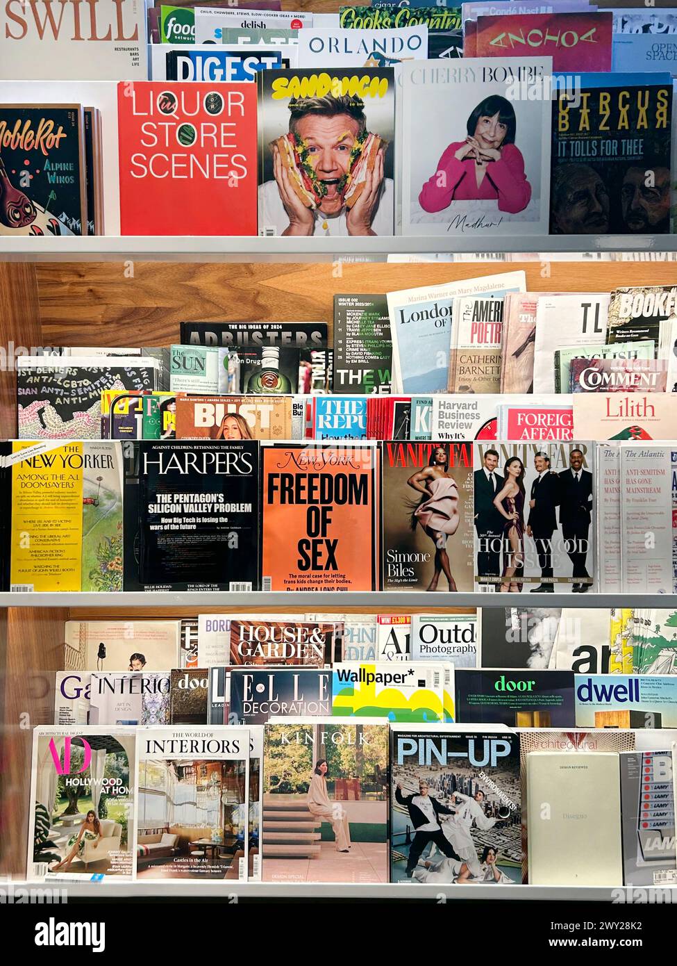 Magazine kiosk Banque de photographies et d’images à haute résolution ...