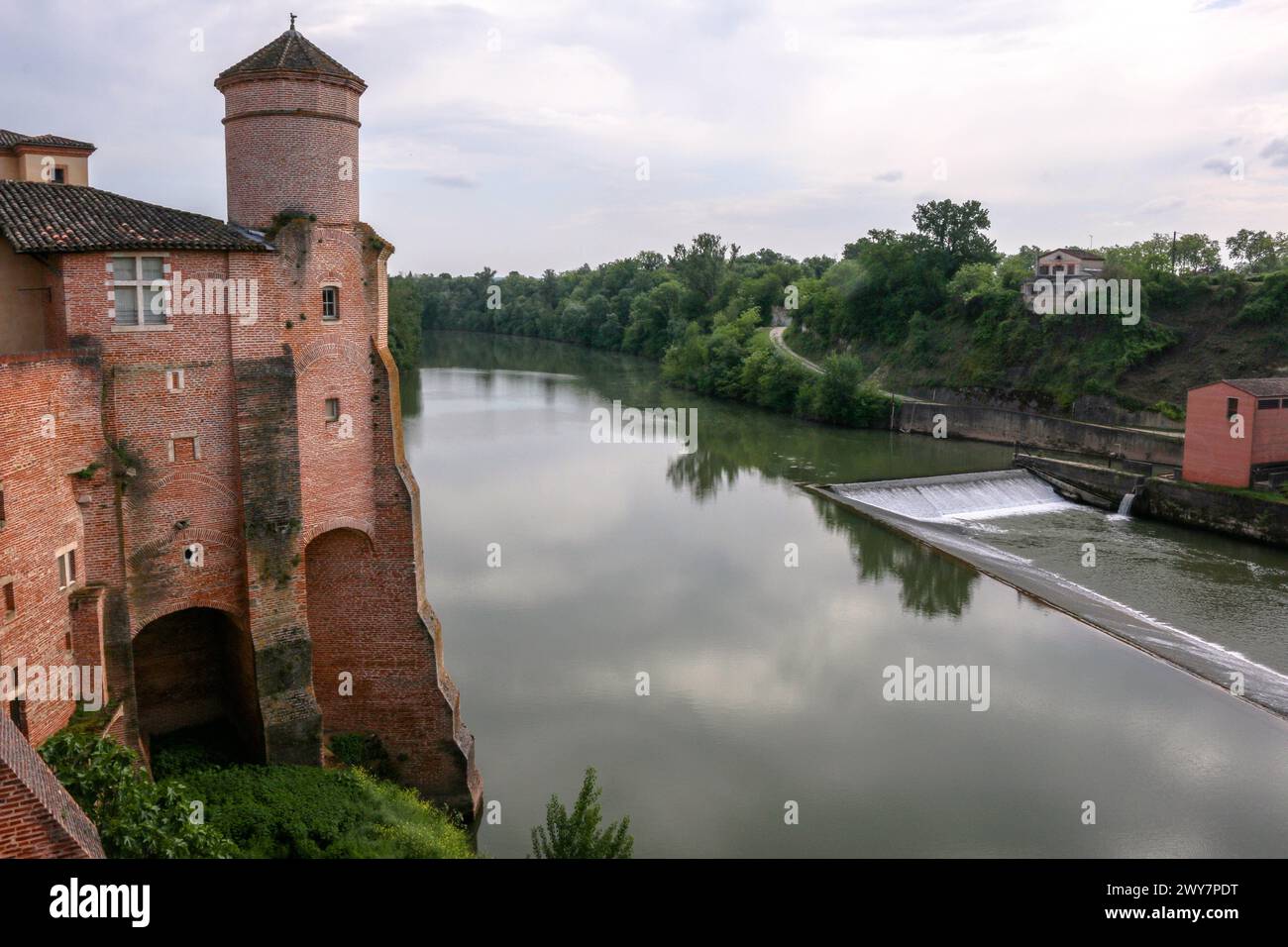 Gaillac riviere Banque de photographies et d’images à haute résolution ...