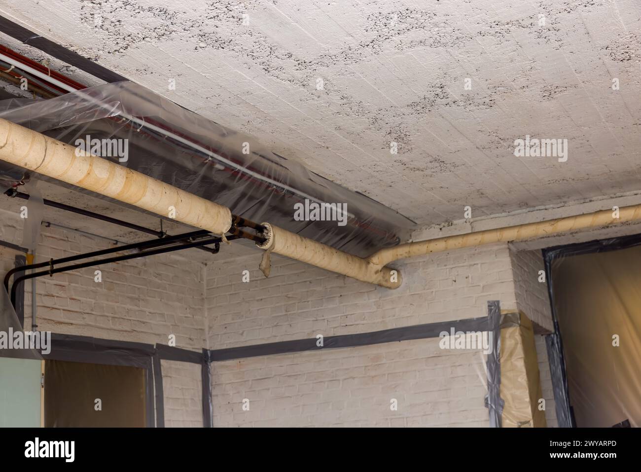 Tuyaux d'amiante fibrociment Banque de photographies et d’images à ...