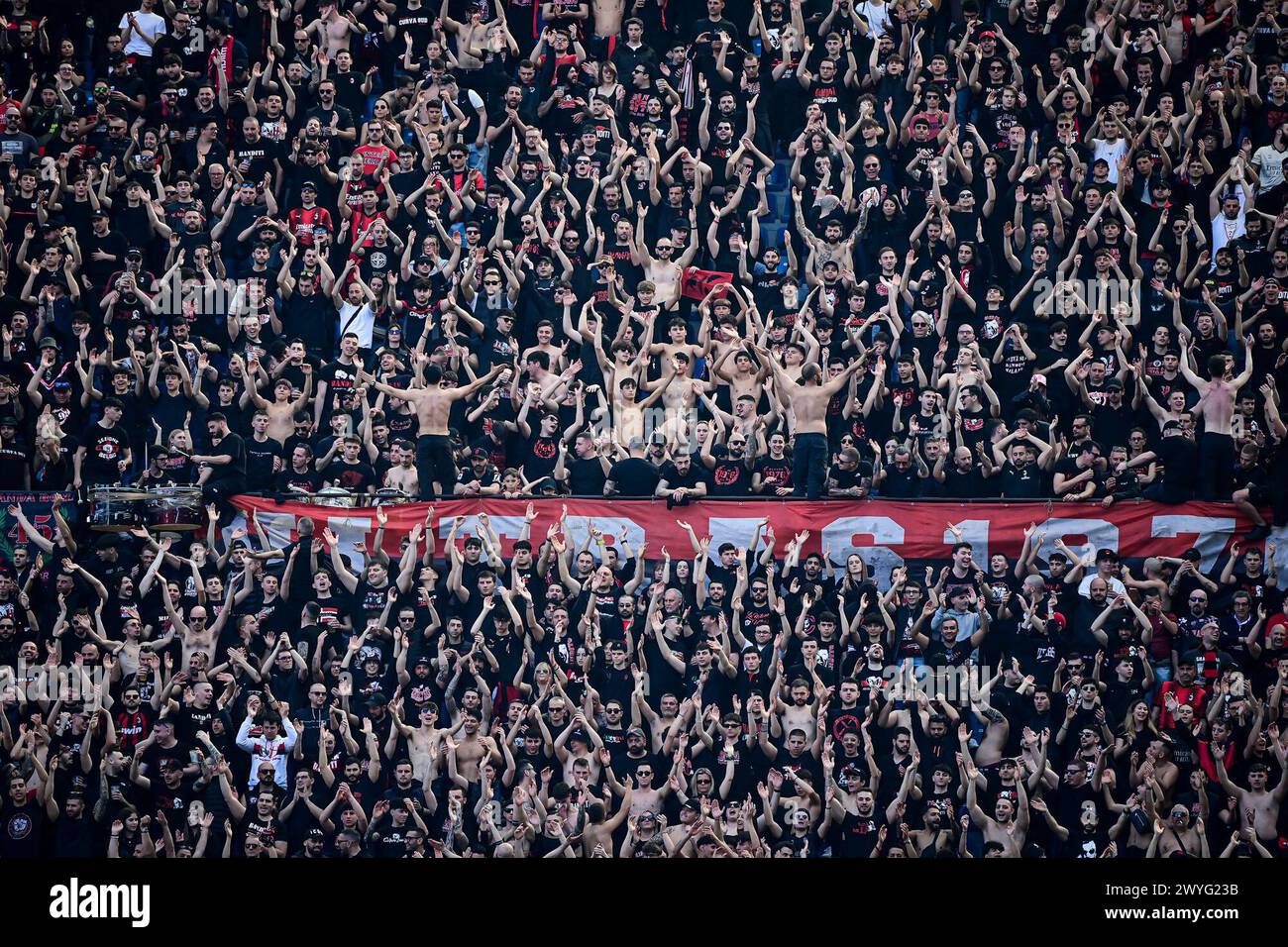 Supporters ac milan Banque de photographies et d’images à haute ...