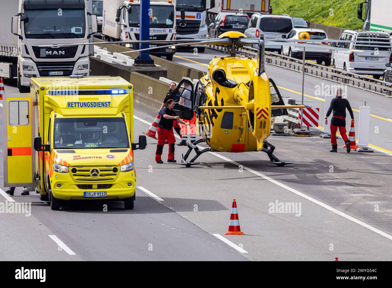 Wallenhorst, Deutschland 06. Avril 2024 : vu schwer - - - A1 RF HB 218 ...