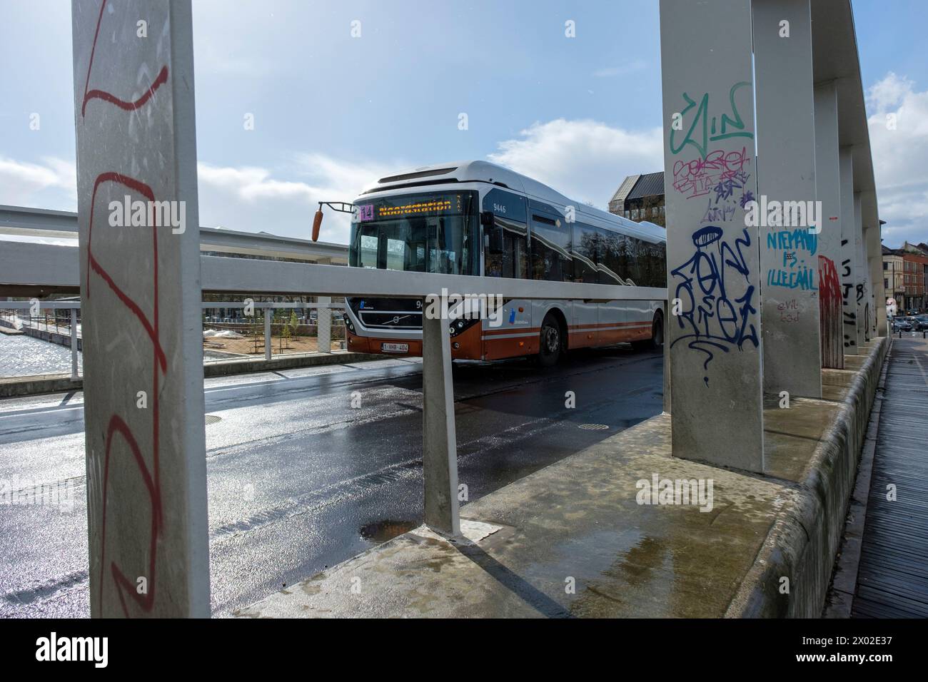 Stib bus Banque de photographies et d’images à haute résolution - Alamy
