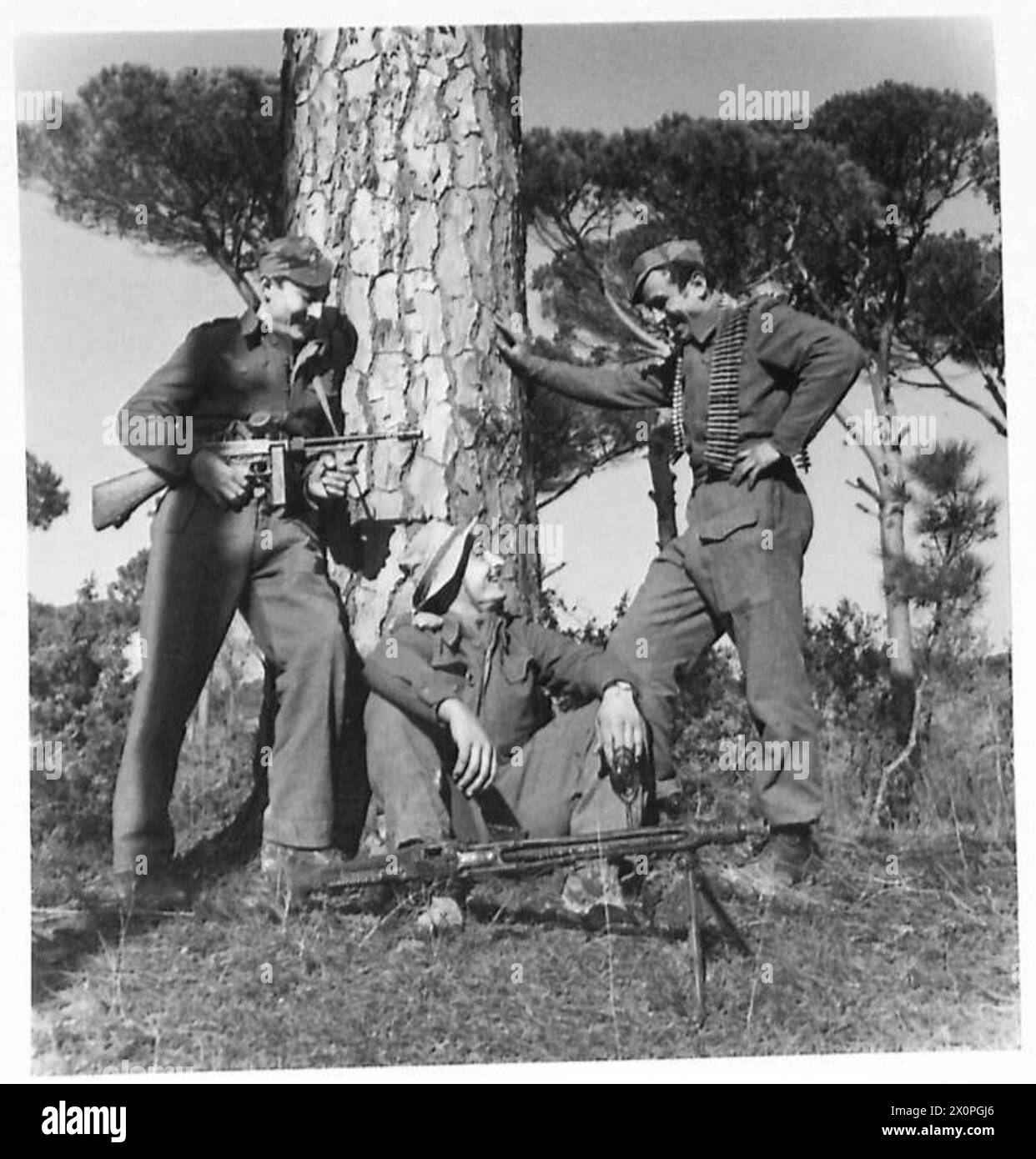 LA VIE AVEC LES PARTISANS - bien que vivant une vie dure, difficile ...