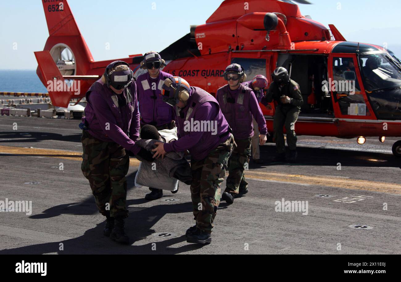 Amphibious readiness group Banque de photographies et d’images à haute résolution - Alamy