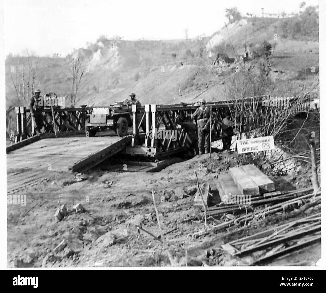 Construire un pont Banque d'images détourées - Alamy