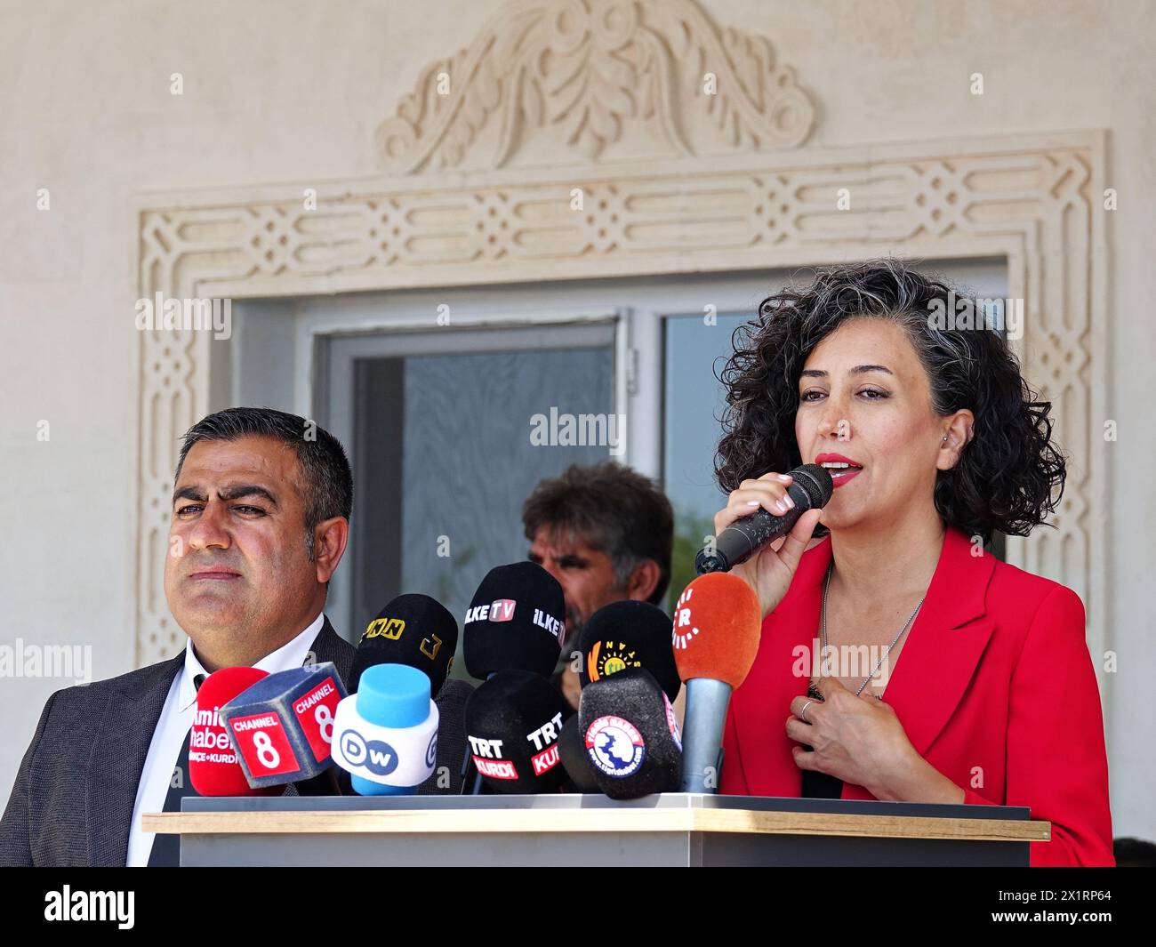 Devrim demir Banque de photographies et d’images à haute résolution - Alamy