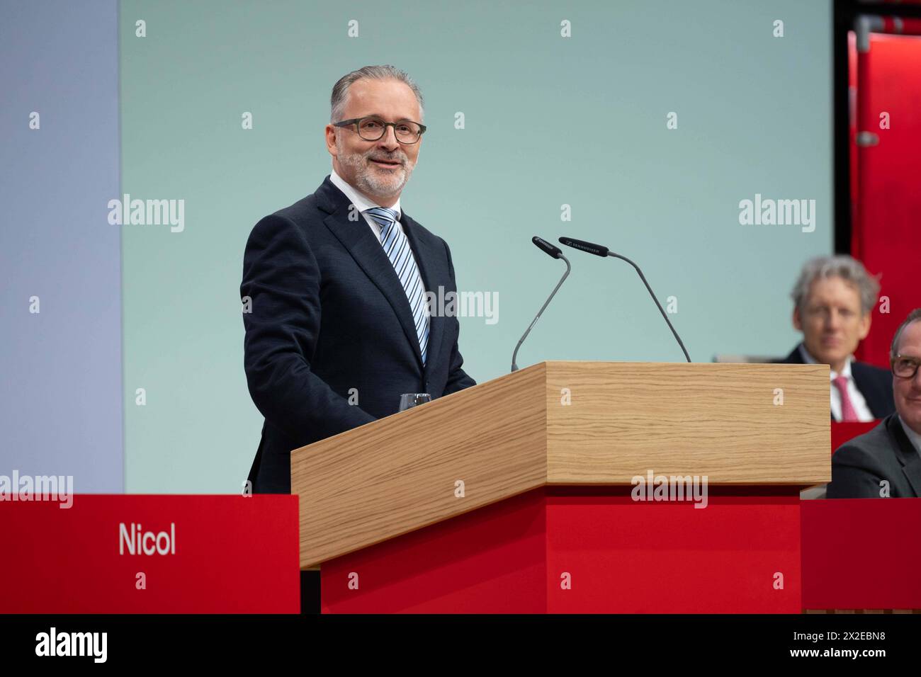 Carsten KNOBEL, Vorstandsvorsitzender, PDG, BEI seiner Rede ...