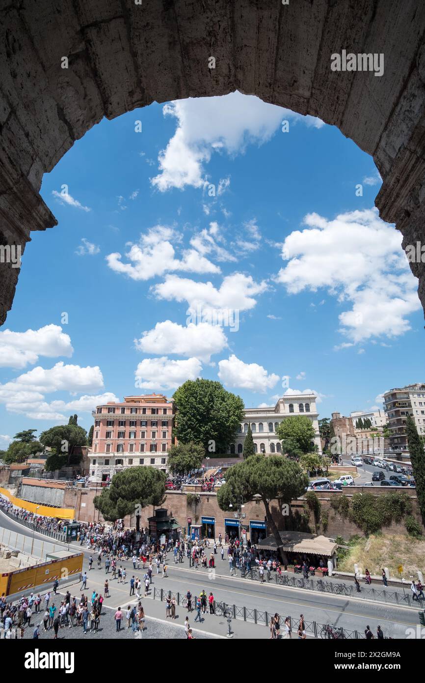 Colosseo metro Banque de photographies et d’images à haute résolution ...