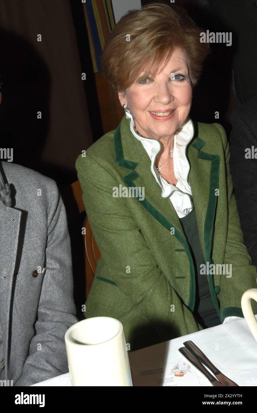 Carolin Reiber TV. Moderatorin Muenchen 23.04.2024 Hofbraeuhaus ...